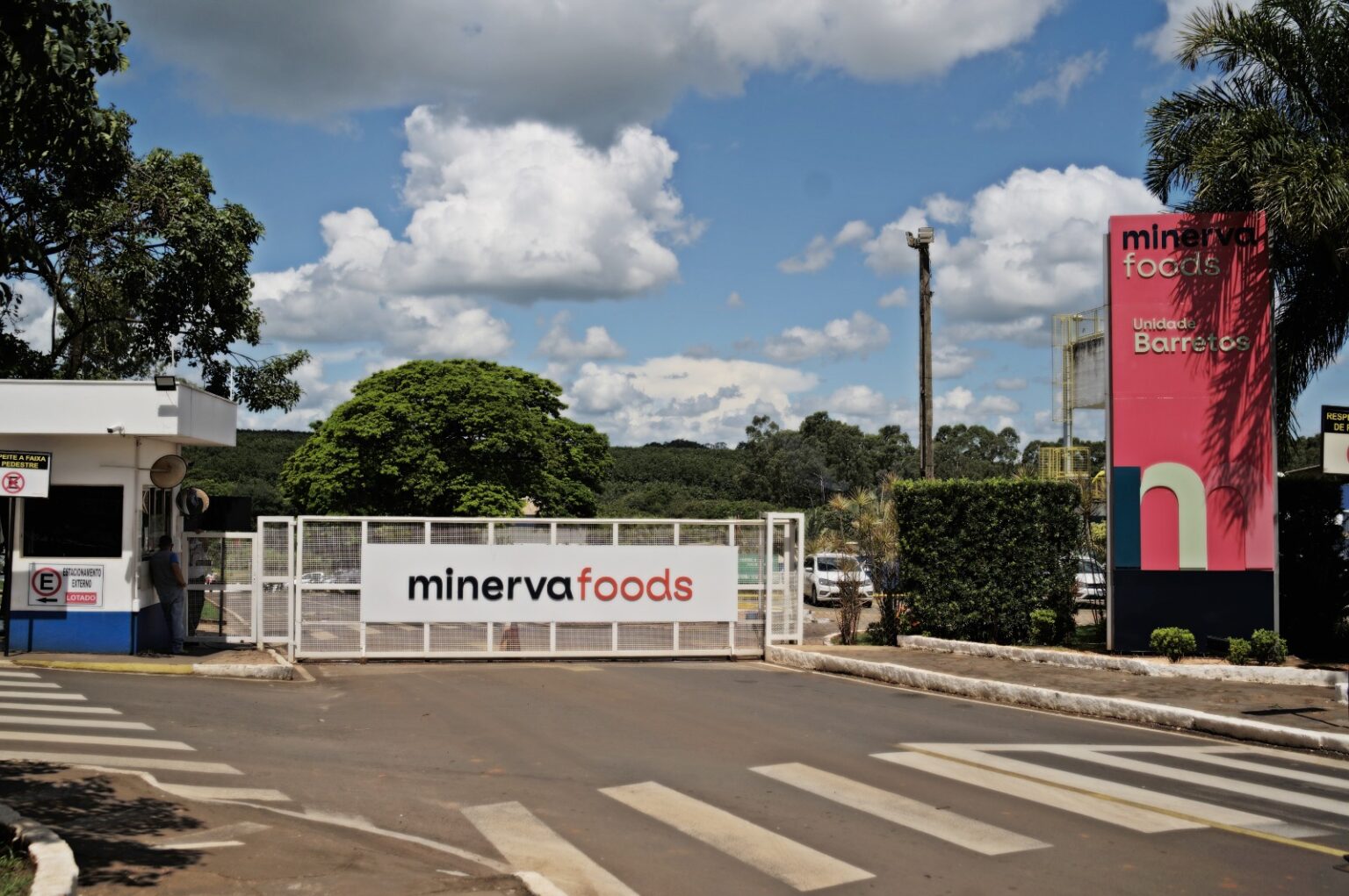 Minerva anuncia aumento de capital de R$ 2 bilhões para reduzir ...